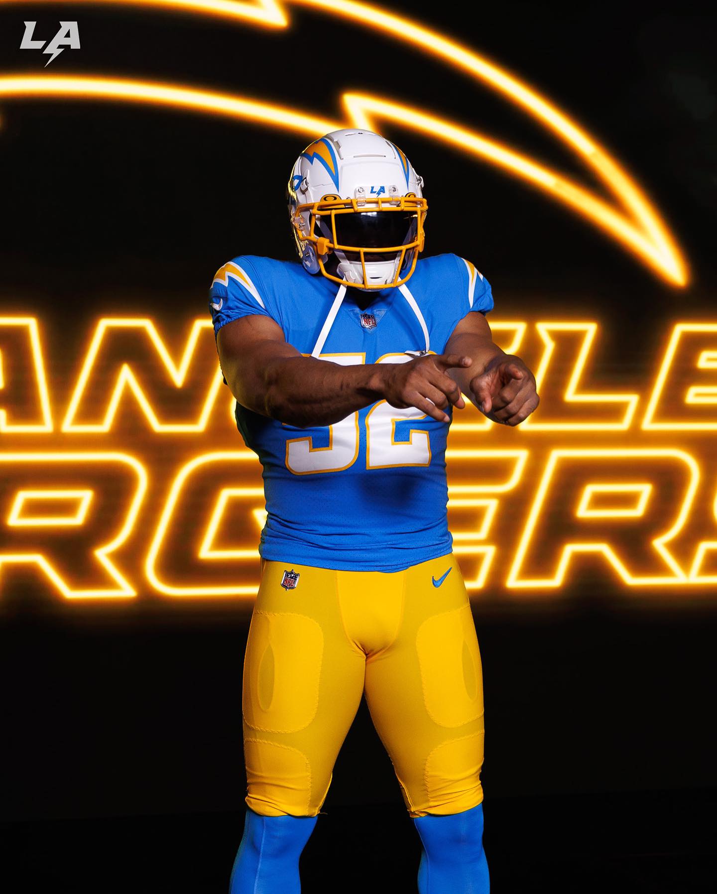 Chargers to Retire Numbers of Pro Football Hall of Fame Receiver ...